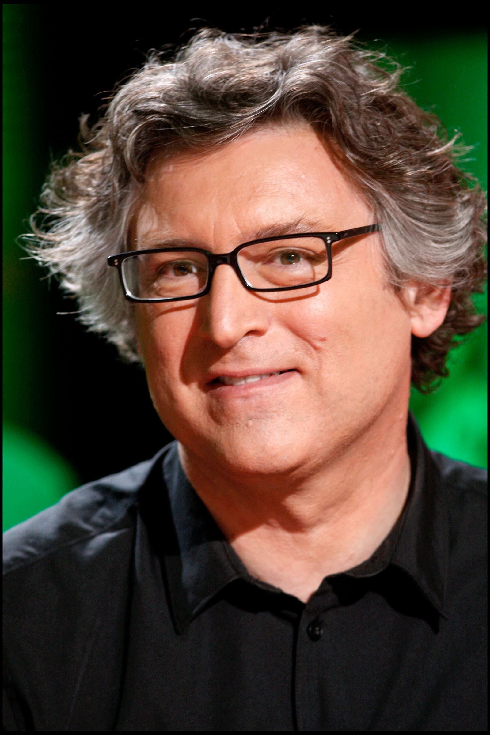 Os 3 mellores libros de Michel Onfray 📚💡 Setembro de 2025